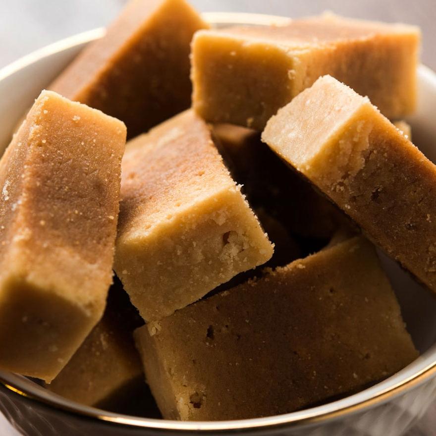 Mysore Pak Pure Ghee Mysore Pak (Crispy) – Sadanand Sweets Gokak